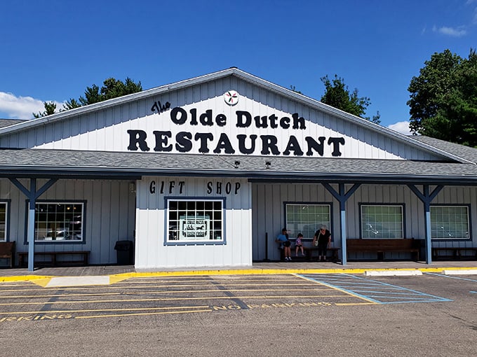The unassuming blue-gray exterior of Olde Dutch Restaurant stands like a beacon for hungry travelers. This humble building houses food treasures that have Ohioans making pilgrimages from miles around.