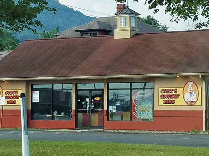 The modest exterior belies the flavor explosion waiting inside. No fancy frills needed when what's cooking speaks this loudly.