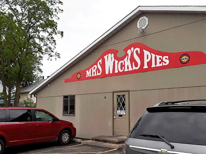The unassuming exterior of Mrs. Wick's belies the pie paradise within. Like finding a treasure chest disguised as a shoebox.