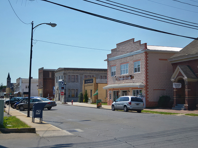 Aerial views don't lie—Harrington's sprawling greenery and uncrowded streets are the antithesis of big-city gridlock and sky-high property taxes.