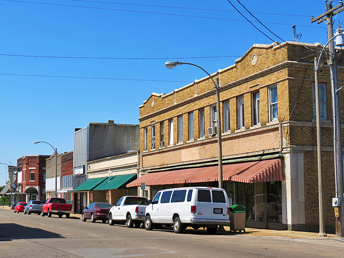 Downtown Poplar Bluff stretches toward twin apartment towers, where affordable living meets small-town charm. The perfect backdrop for your Social Security-funded second act.