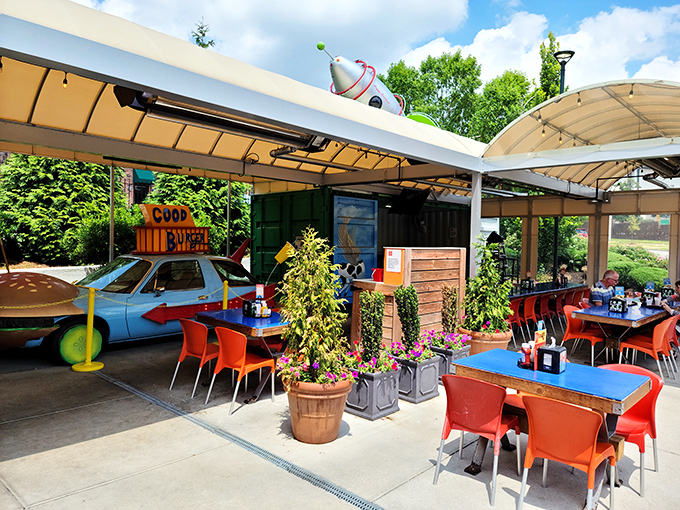Welcome to burger paradise! Hi-Pointe Drive-In's whimsical exterior, promises the kind of meal that makes grown adults giggle with anticipation.