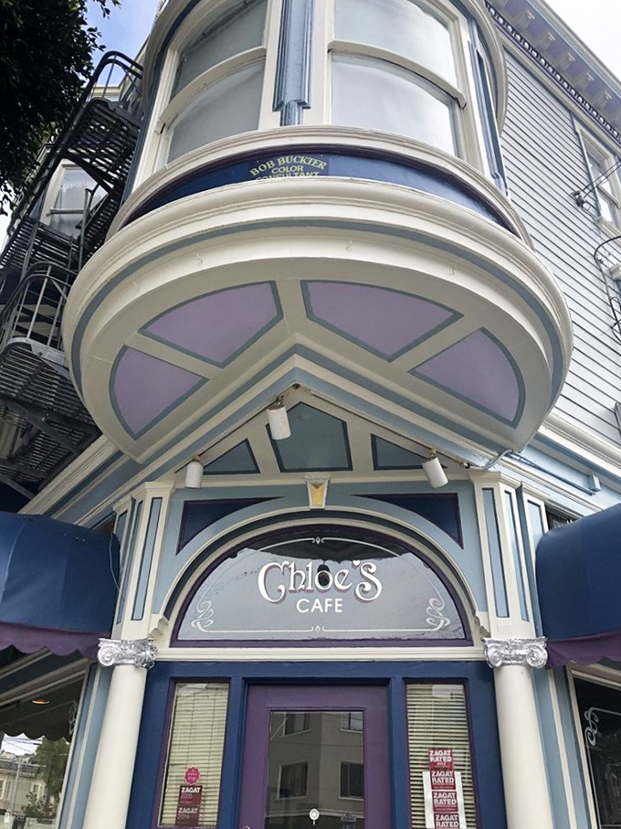 The Victorian charm of Chloe's exterior isn't just Instagram bait—it's your first clue that breakfast magic awaits inside.