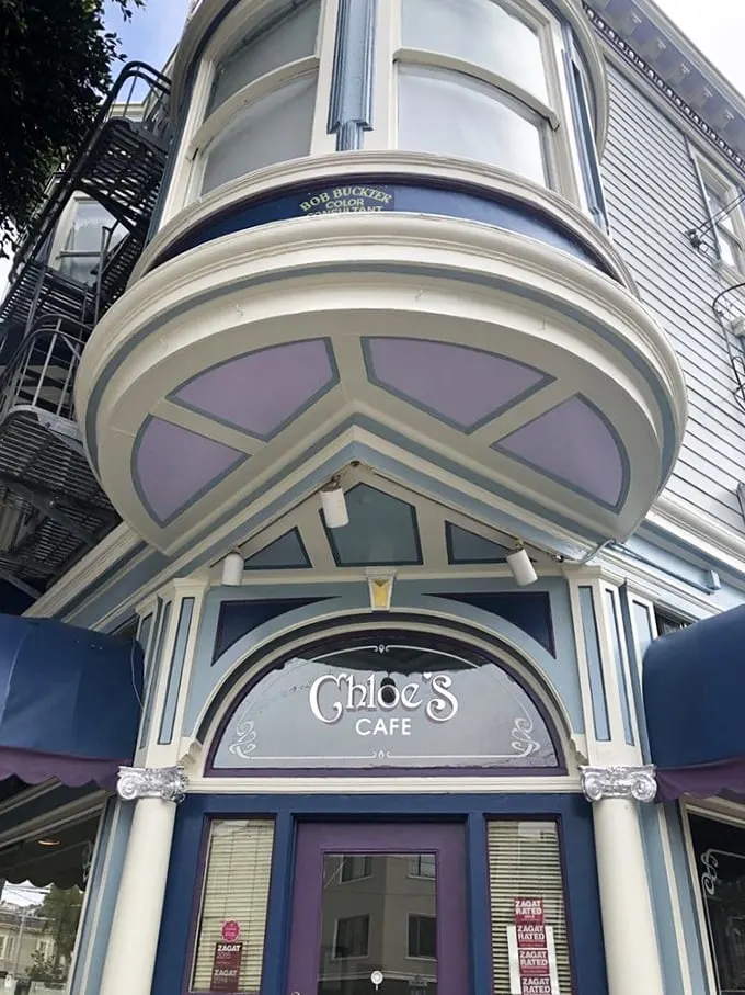 The Victorian charm of Chloe's exterior isn't just Instagram bait—it's your first clue that breakfast magic awaits inside.