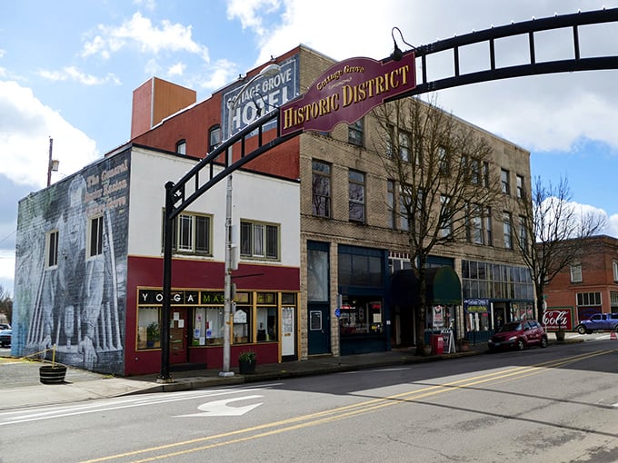 The iconic Historic District arch welcomes you to Cottage Grove, where time slows down but charm speeds up.