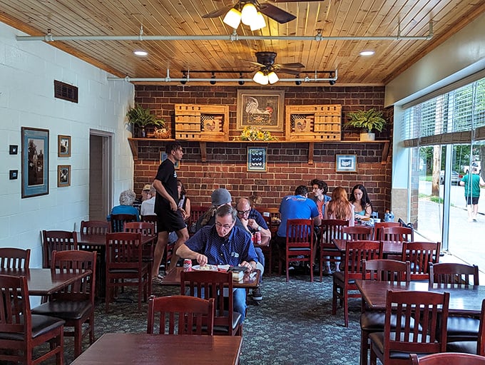 Where town meets gown—professors, students, and locals all speaking the universal language of "please pass the napkins."
