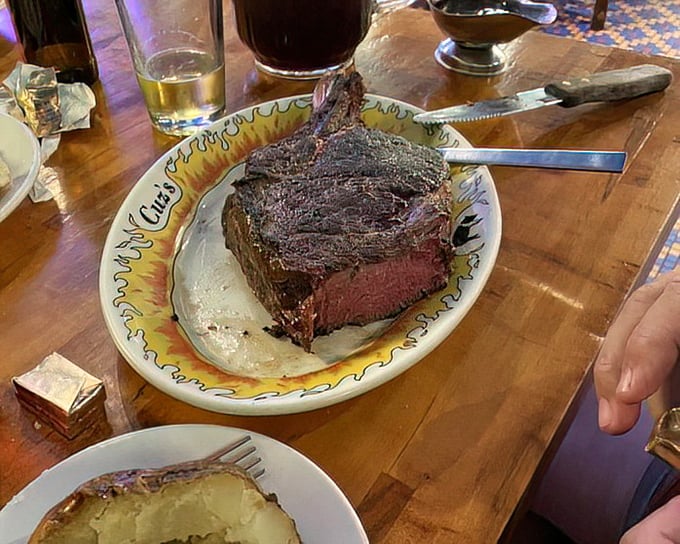 The "Hunka" steak lives up to its name – a magnificent cut that makes vegetarians question their life choices from three tables away.