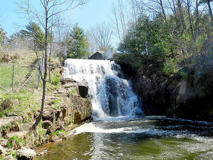 This cascading waterfall near Baraboo offers nature's version of a sound machine—but with 100% less plastic and no batteries required.