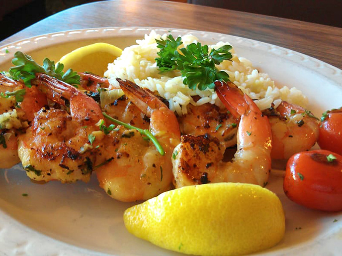These perfectly seasoned shrimp prove Dutch Valley isn't just a breakfast powerhouse – their lunch game deserves equal billing in the culinary spotlight.