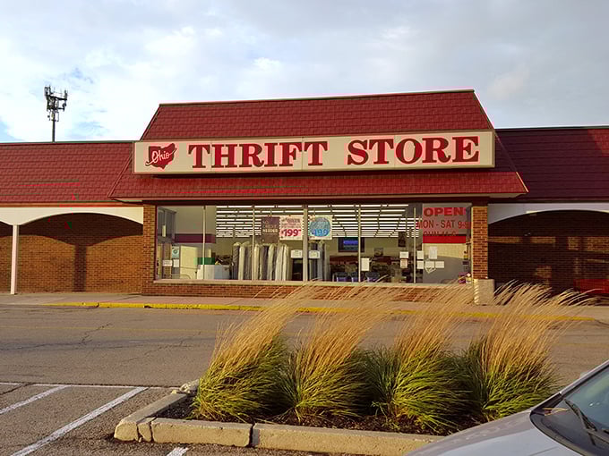 Red roof, green savings! This sprawling storefront promises a treasure hunt that could take hours—and that's half the fun!