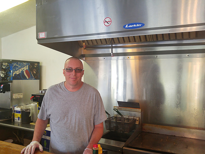 Behind every great diner is someone who understands the sacred art of short-order cooking – no celebrity chef required.