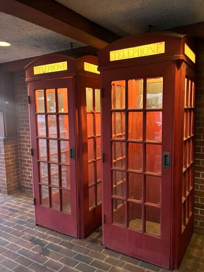 These British phone booths aren't for calling home—they're for transforming into a superhero with a full stomach.