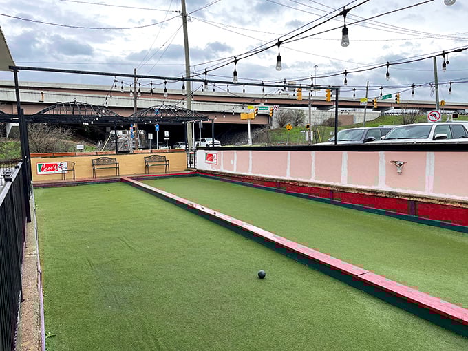 Bocce ball and Italian food—a combination as perfect as wine and cheese, offering a taste of Italian leisure culture between courses.