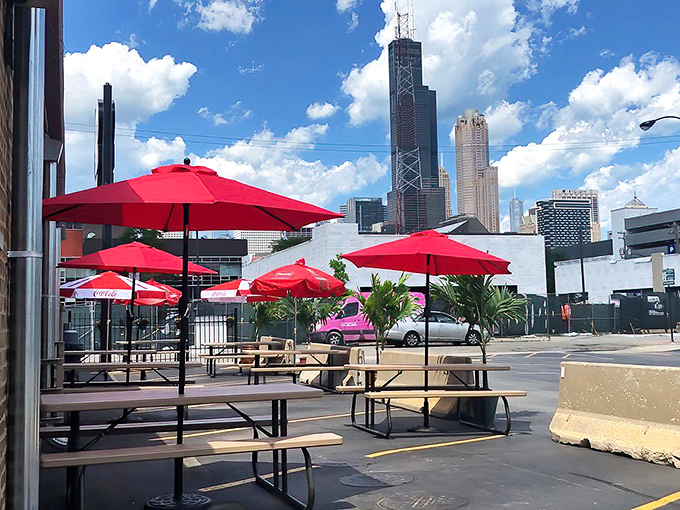 Chicago's skyline watches over outdoor diners – even the Sears Tower seems impressed by what's happening on these plates.