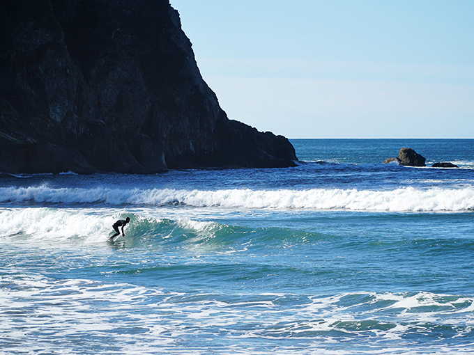 Catching waves and collecting memories. This surfer found the sweet spot where timing, balance, and Pacific power converge.
