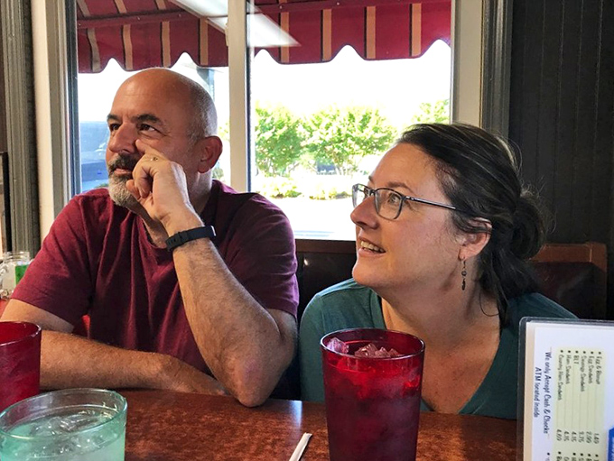 Happy diners caught in their natural habitat – that moment of anticipation when the food is coming and all is right with the world.