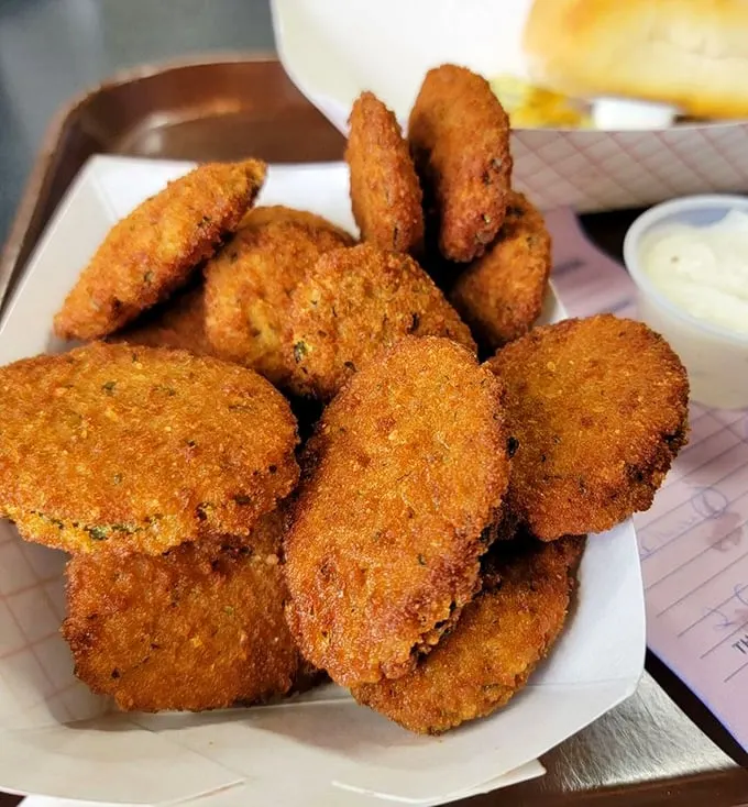 Breaded zucchini that makes vegetables feel like an indulgence. Crispy on the outside, tender within—the way all of life's pleasures should be.