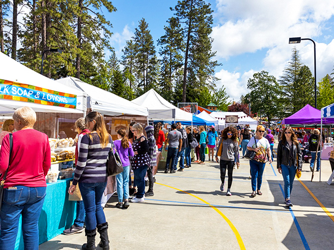 Paradise knows how to throw a market! Those colorful tents house everything from handcrafted soaps to farm-fresh produce.