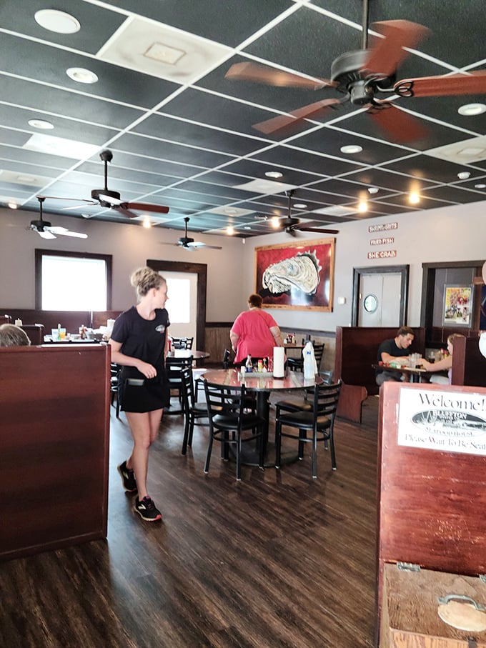Where the magic happens. The dining room's casual vibe lets you know you can focus on what matters—the food.