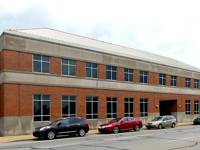 The Judicial Center's modern brick facade says "We're serious about justice" while still coordinating with the town's overall aesthetic.