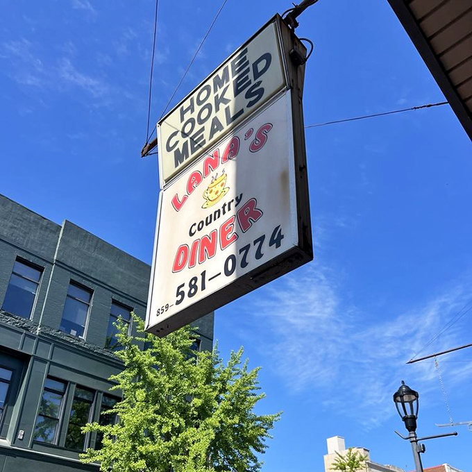 Against Kentucky's blue sky, this sign has guided hungry travelers for years. Like a lighthouse for those lost in a sea of chain restaurants.