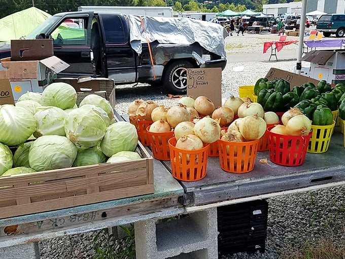 Farm-fresh produce appearing like an oasis amid the vintage vinyl and second-hand tools. The ultimate one-stop shopping experience for both dinner and décor.
