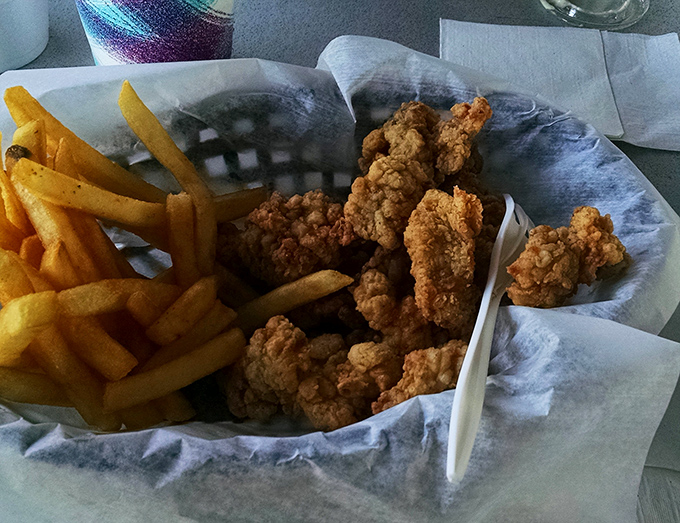 Golden-fried goodness paired with crispy fries—a combination that's been making Americans happy since before Instagram food photographers were even born.