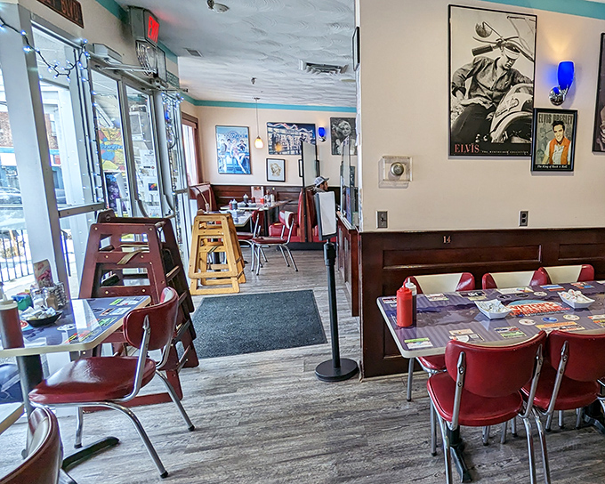 Elvis Presley Boulevard sign watches over diners like the King himself is blessing your meal. The textured ceiling and neon trim aren't retro by design—they're authentic by survival.