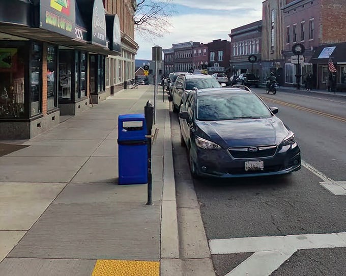 Walkable sidewalks and ample parking make downtown errands a pleasure rather than a chore—a small-town luxury worth its weight in gold.