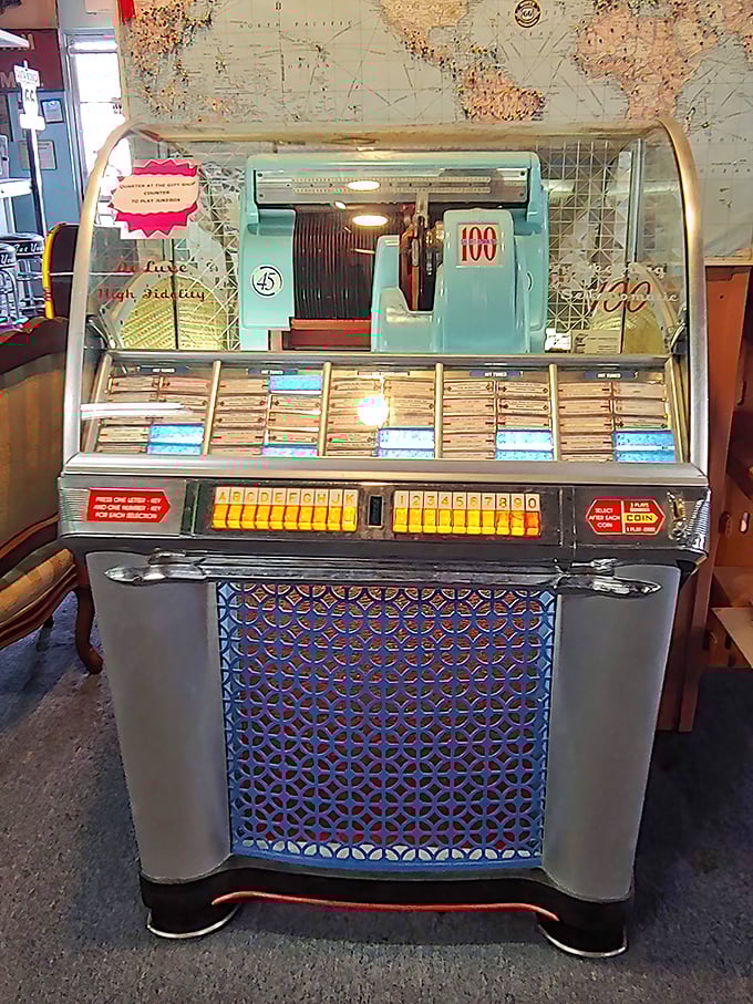 The jukebox—where quarters turned into memories. This vintage music machine once soundtracked first dates, last dances, and everything in between.