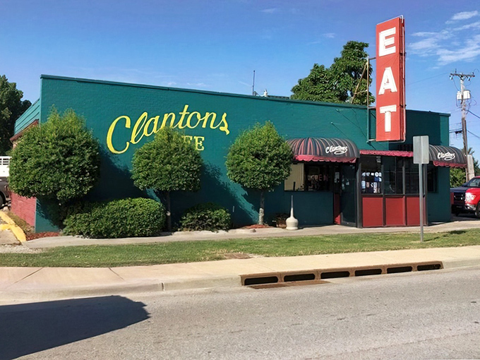 From the road, that "EAT" sign isn't just an instruction—it's one of life's best pieces of advice when you're passing through Vinita.