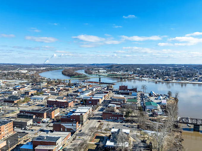 From above, Marietta reveals its perfect positioning at the rivers' embrace – a testament to pioneers who knew prime real estate when they saw it.