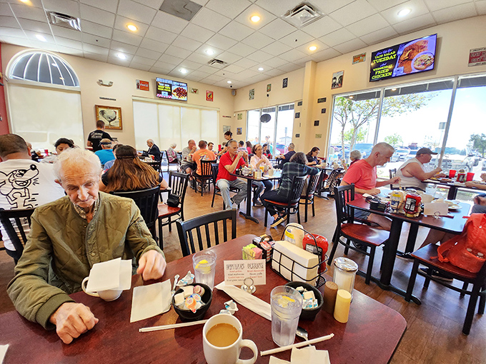 A full house at breakfast speaks volumes—when locals choose this place over sleeping in, you know they're onto something special.