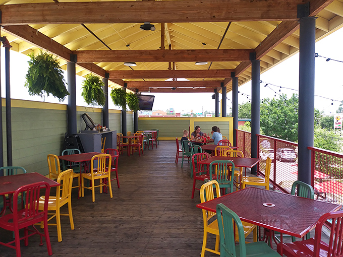 The outdoor seating area invites you to enjoy your burger beneath the Mississippi sky – nature's dining room. 