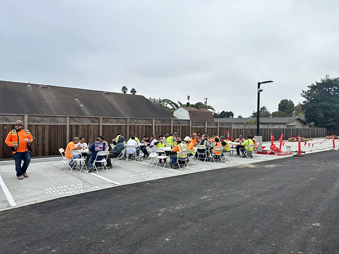 Even on overcast days, the outdoor seating area draws a crowd. When barbecue calls, weather concerns take a distant second place.