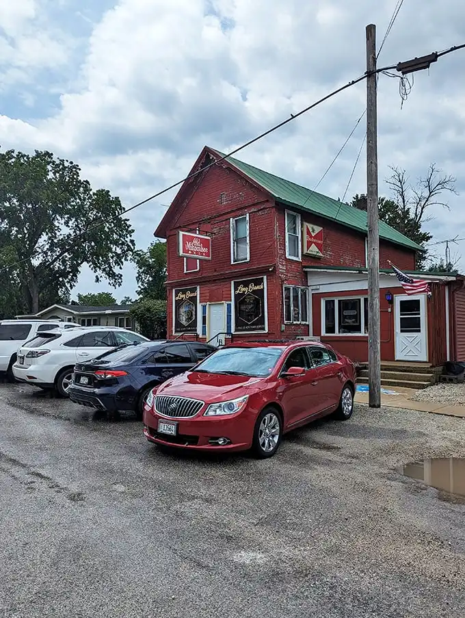 The French phrase "Laissez les bon temps rouler" on the entrance sign tells you everything—this place knows life's too short for mediocre meals.
