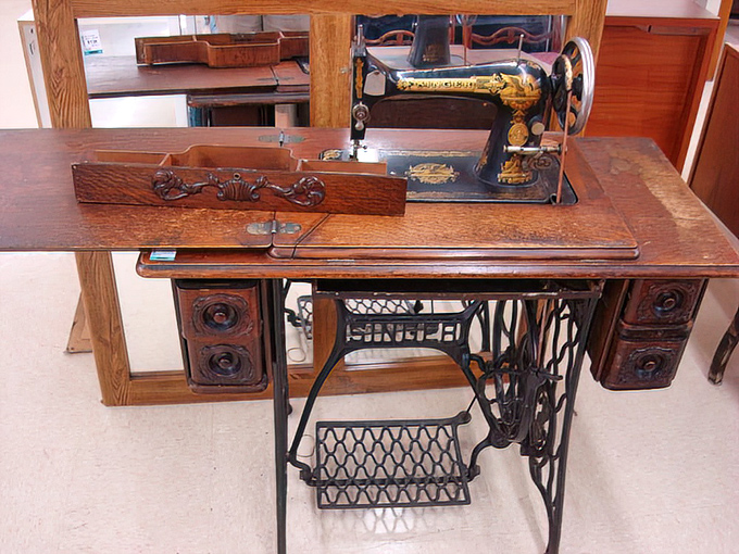 Antique Singer sewing machines that witnessed the creation of wardrobes long before fast fashion existed.