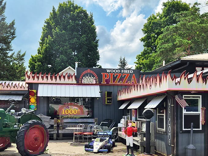 The flames on this building aren't just for show! 1000° Wood Fired Pizza promises exactly what the temperature gauge suggests—pizza perfection in the heart of tiny Mt. Summit.