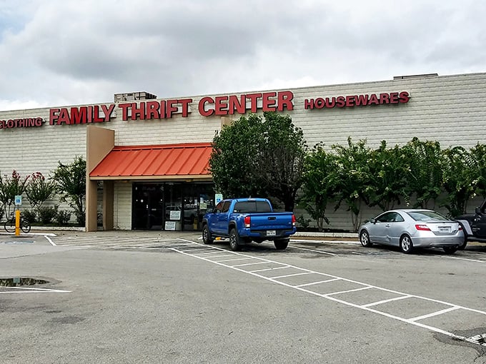 Where clothing and housewares dreams come true – this unassuming storefront hides a treasure trove of secondhand wonders.