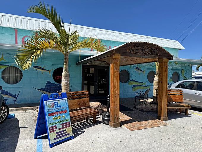 Palm trees and porthole windows welcome hungry travelers. It's like finding a delicious treasure chest at the end of a sun-soaked rainbow.