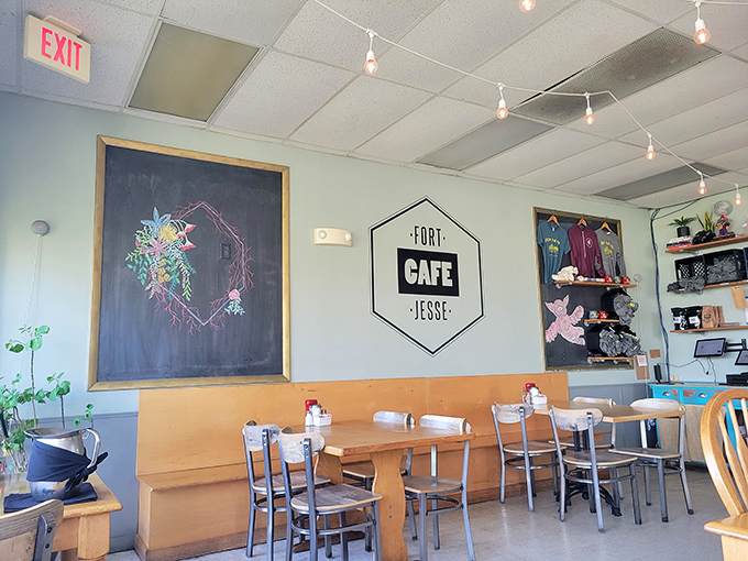 Simple wooden tables, light blue walls, and a chalkboard menu create that rare atmosphere where both hipsters and grandparents feel equally at home.