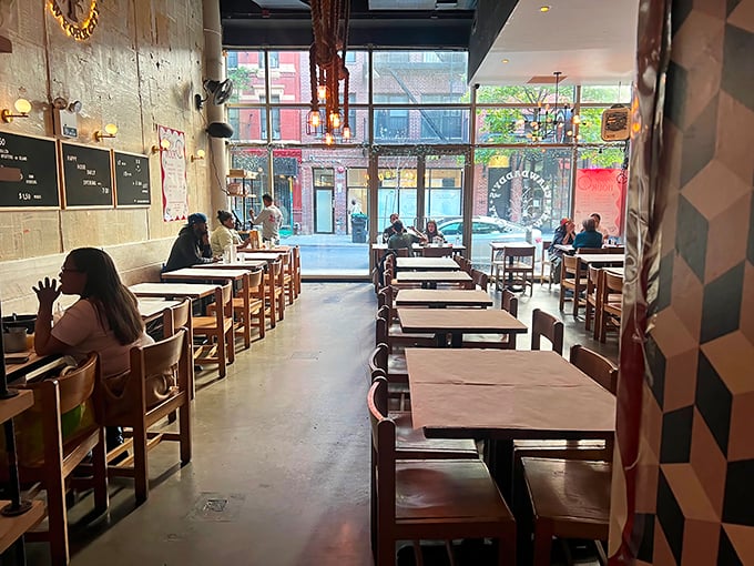 Simple wooden tables and no-nonsense chairs – Katz's interior isn't about ambiance, it's about making room for the real star: those legendary sandwiches.