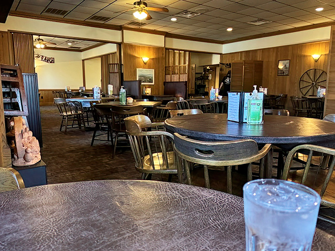 Wood paneling and sturdy chairs set the stage for culinary drama—this dining room doesn't need Instagram filters to make its point.