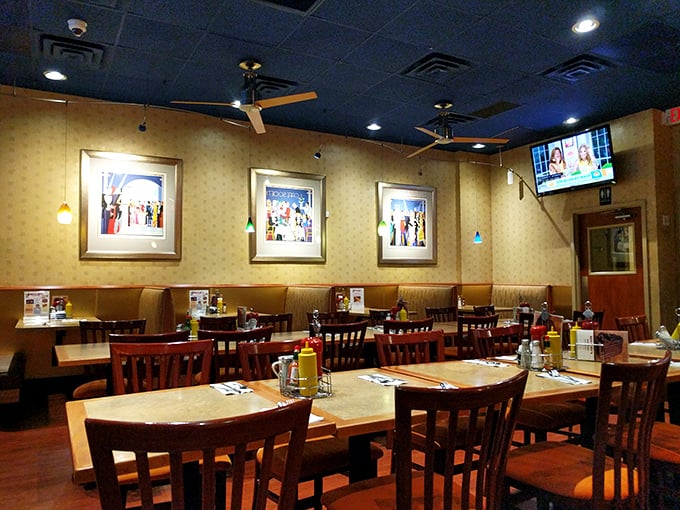 Comfortable booths, warm lighting, and zero pretension – the dining room at Ben & Irv's feels like the living room of that relative who always feeds you too much.