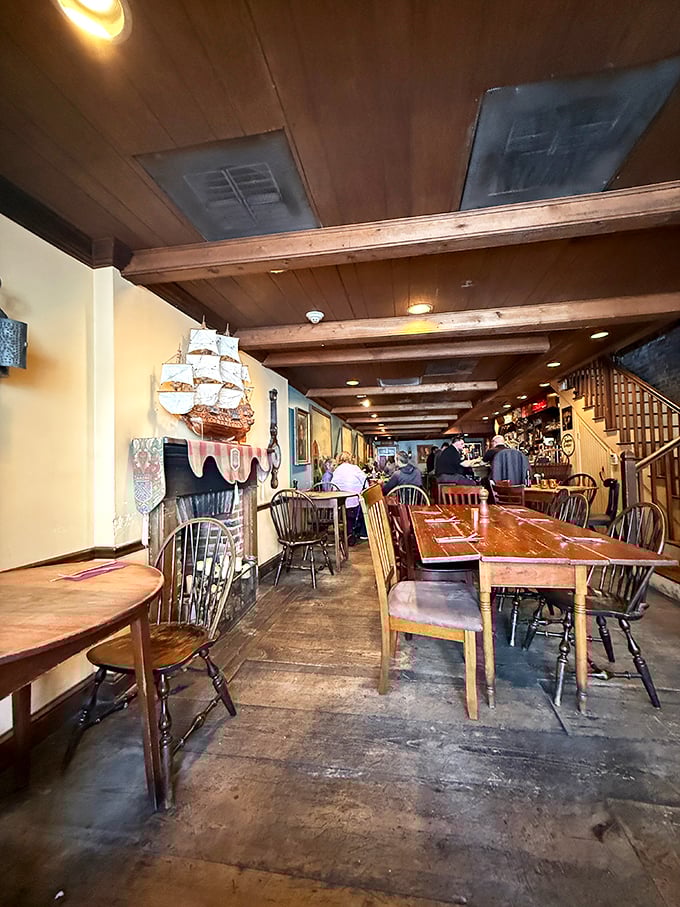 Step inside and travel back in time with exposed wooden beams, colonial artifacts, and tables that have hosted centuries of satisfied diners.