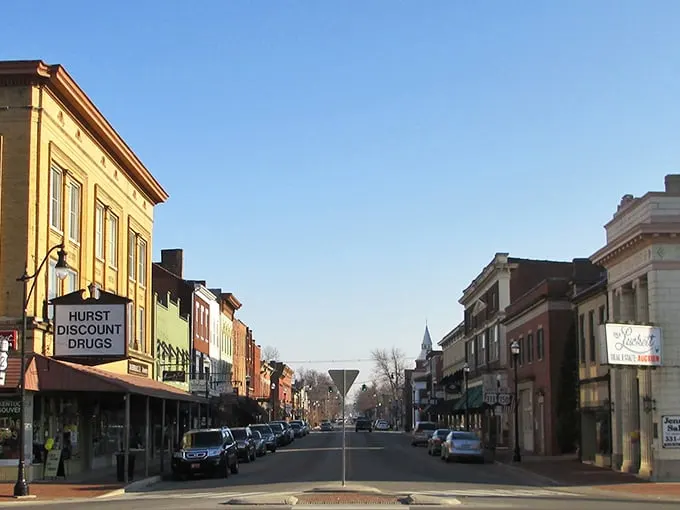 Bardstown's main street looks like it was plucked straight from a Hallmark movie – affordable living with a bourbon-soaked cherry on top!