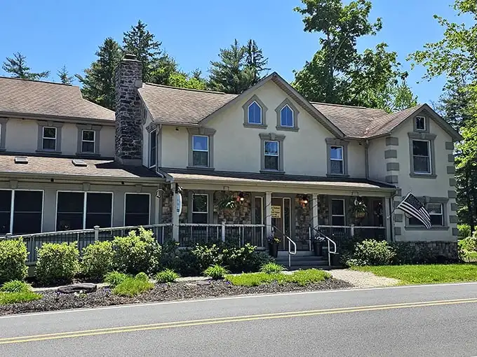 The Frogtown Chophouse looks like a country home but cooks like a culinary powerhouse. Comfort meets luxury in the Poconos.