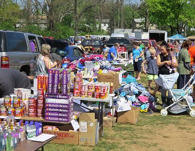 Sunday morning magic! Willow Glen's field becomes a wonderland of possibilities where one person's extras become another's treasures.