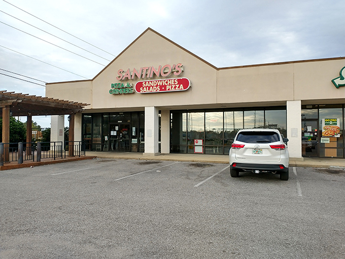 No white tablecloths needed when the pizza's this good! Santino's keeps it simple with a focus on what matters—stretchy cheese and perfect dough.
