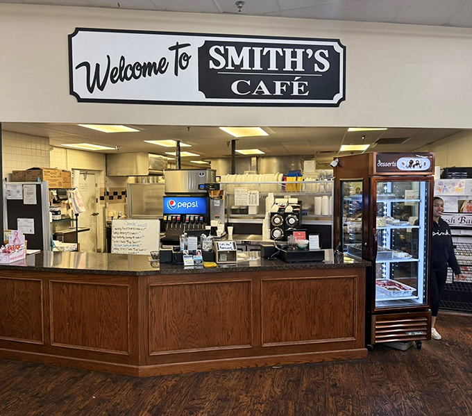 Smith's Café offers the perfect pit stop for weary treasure hunters. Nothing fuels a second round of bargain hunting like a sandwich and coffee!